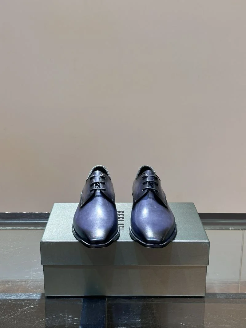 Accurate model Berluti Shoes