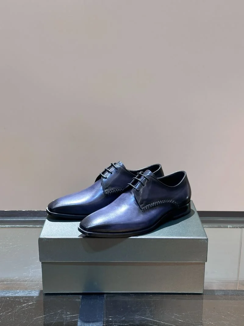 Accurate model Berluti Shoes