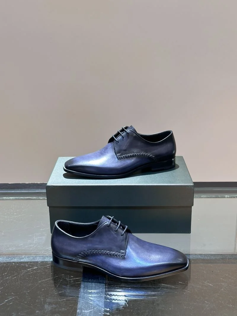 Accurate model Berluti Shoes