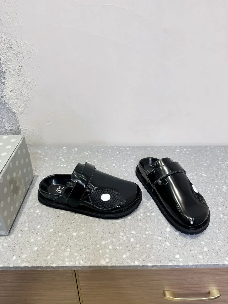 Accurate model Birkenstock Sandals