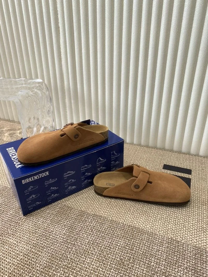 Brand-authenticated Birkenstock Sandals
