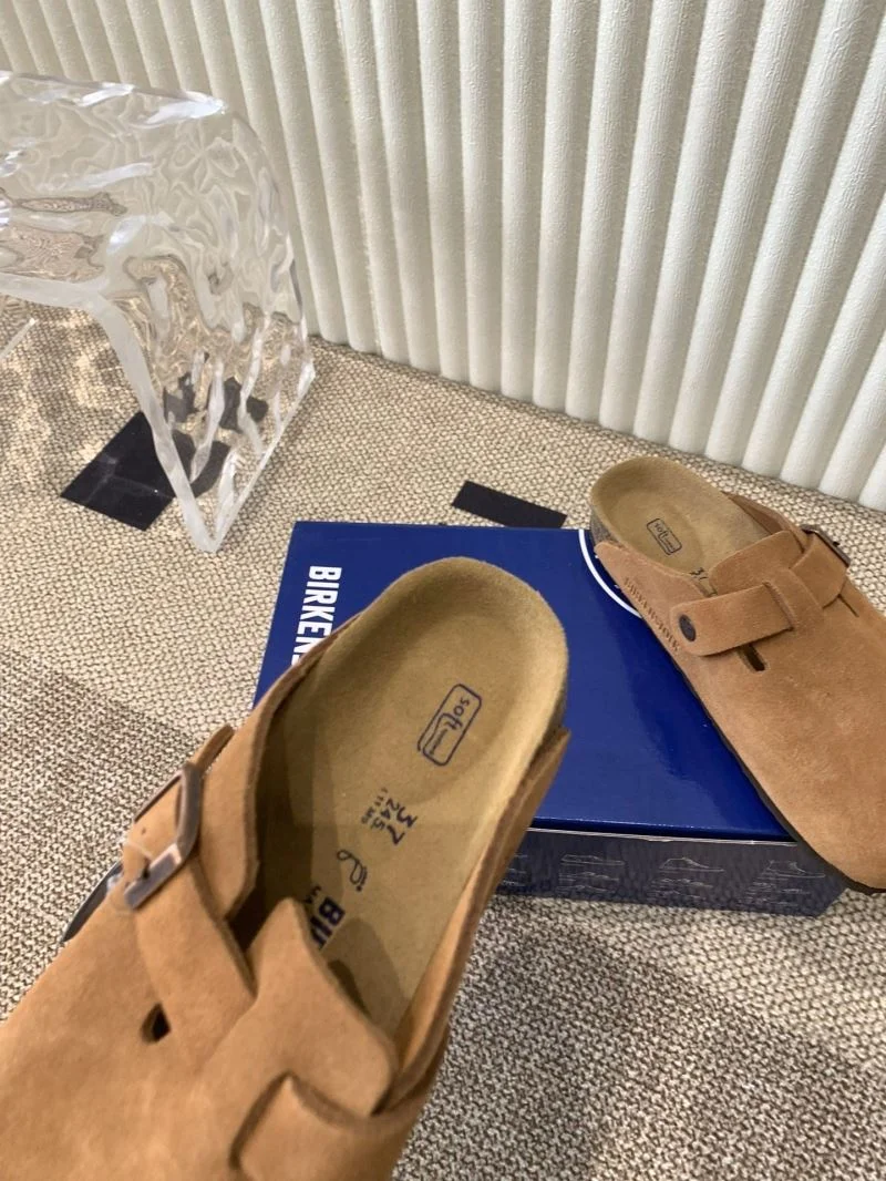 Brand-authenticated Birkenstock Sandals