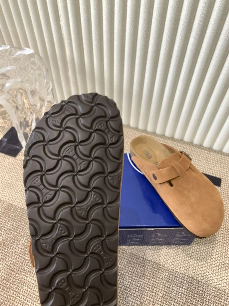 Brand-authenticated Birkenstock Sandals