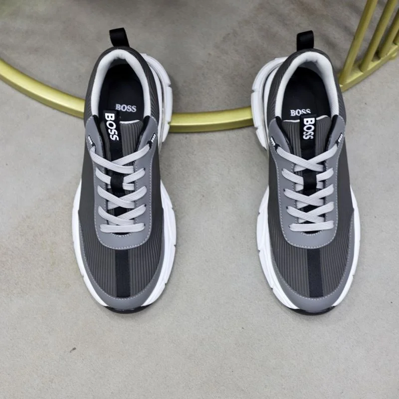 Low-cost Boss Shoes