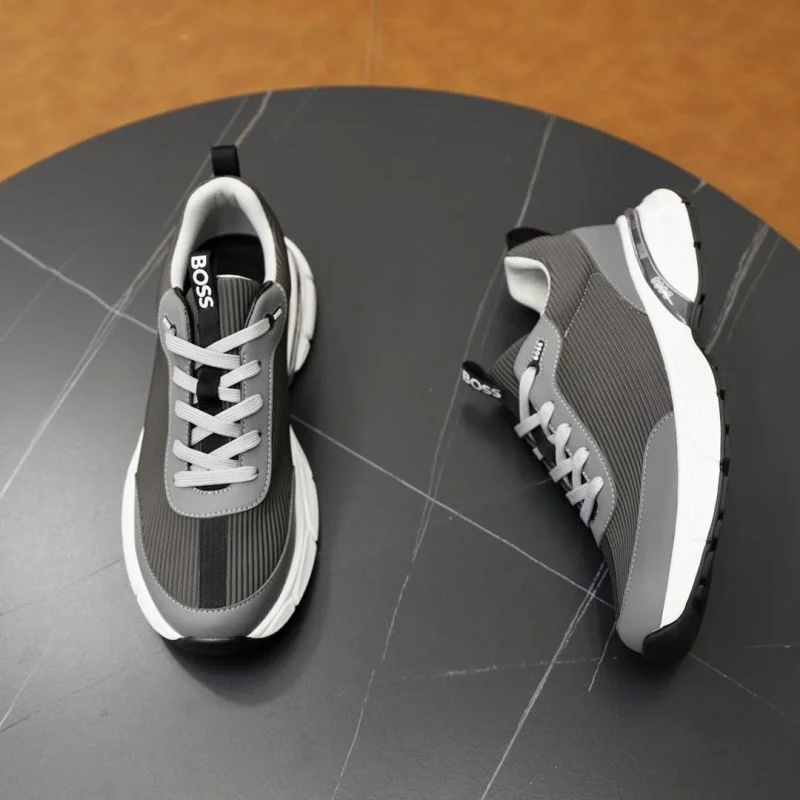 Low-cost Boss Shoes