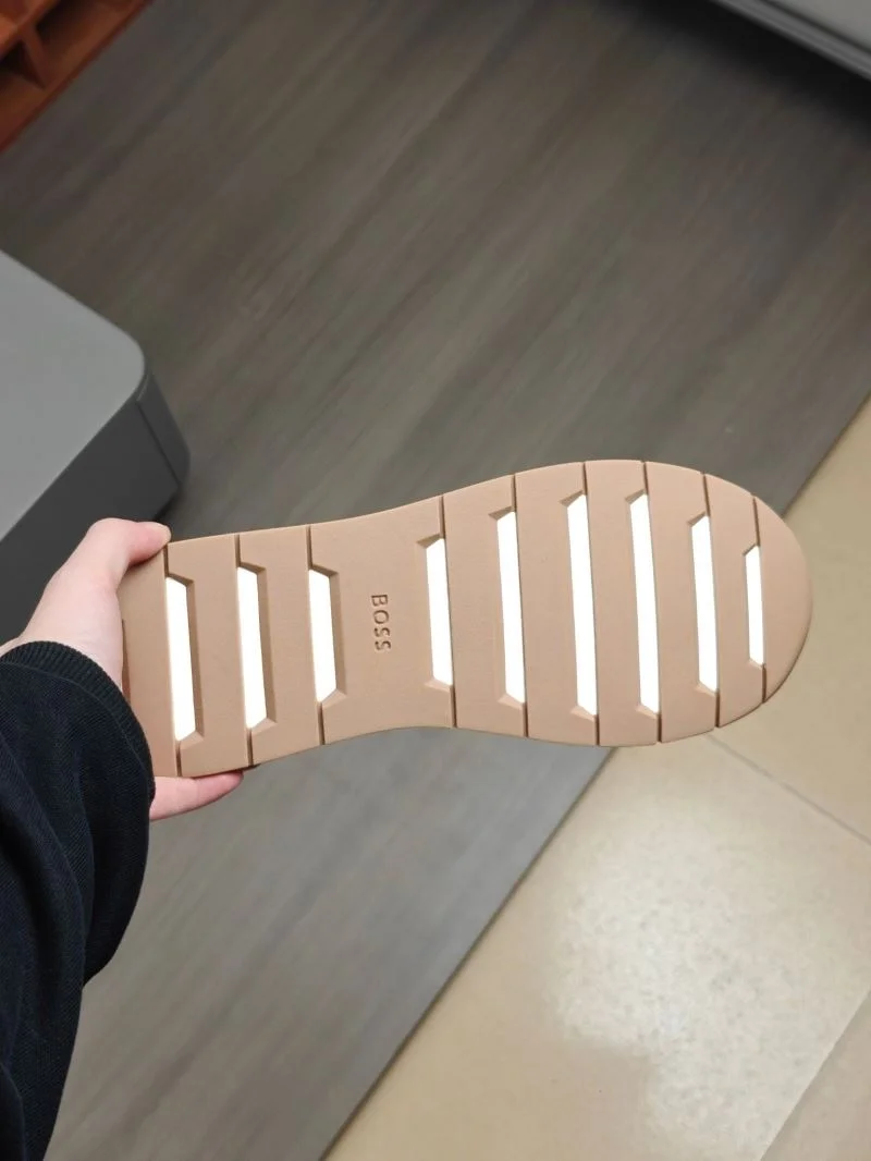 Cut-rate Boss Shoes