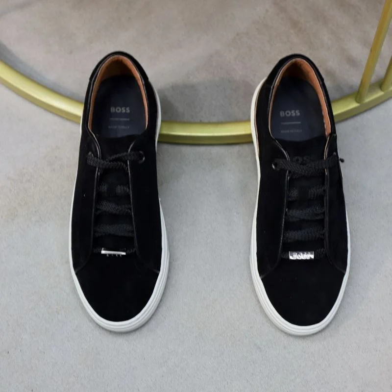 Indistinguishable Boss Shoes