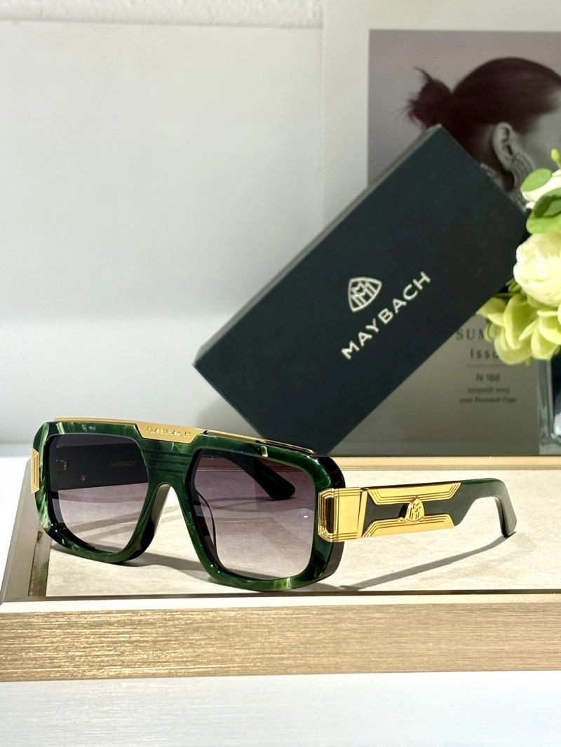 Accurate model Boss Sunglasses