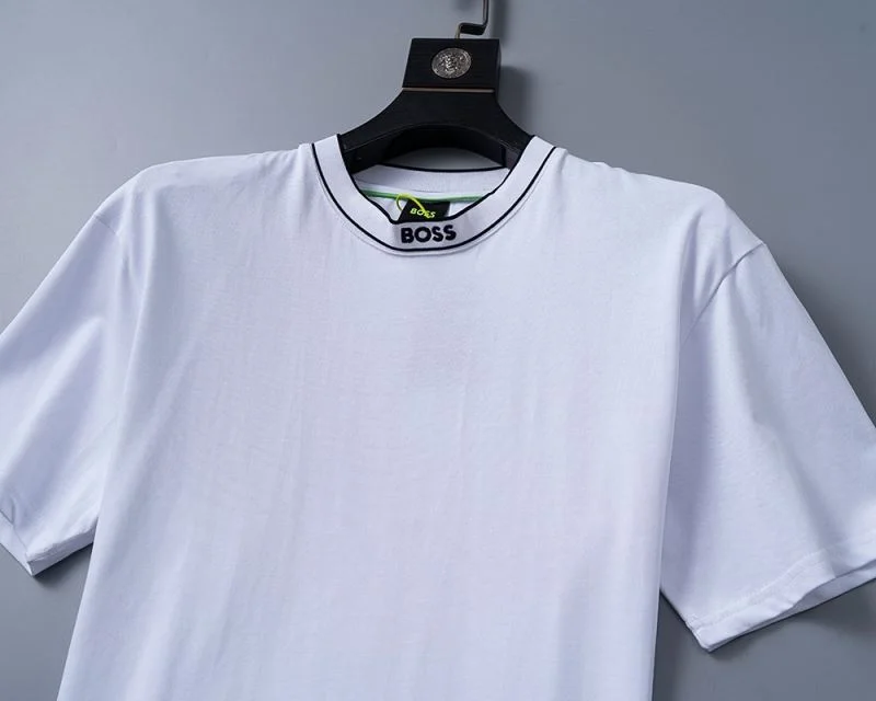 Accurate model Boss T-Shirts