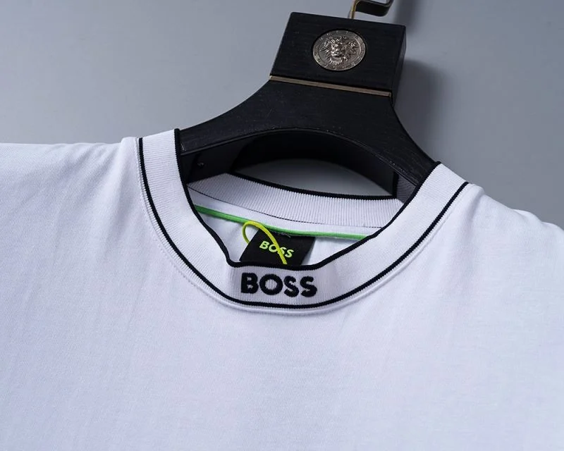 Accurate model Boss T-Shirts