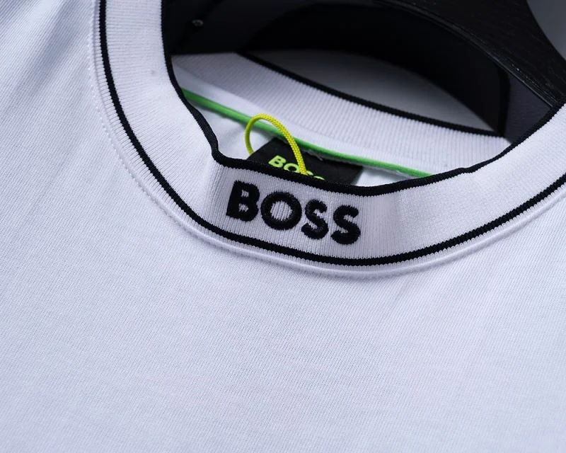 Accurate model Boss T-Shirts