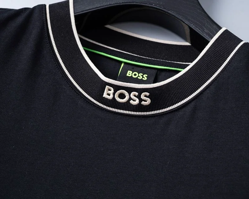 Accurate model Boss T-Shirts