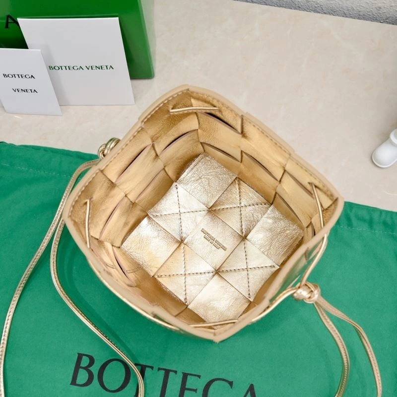 Official Bottega Veneta Bucket Bags