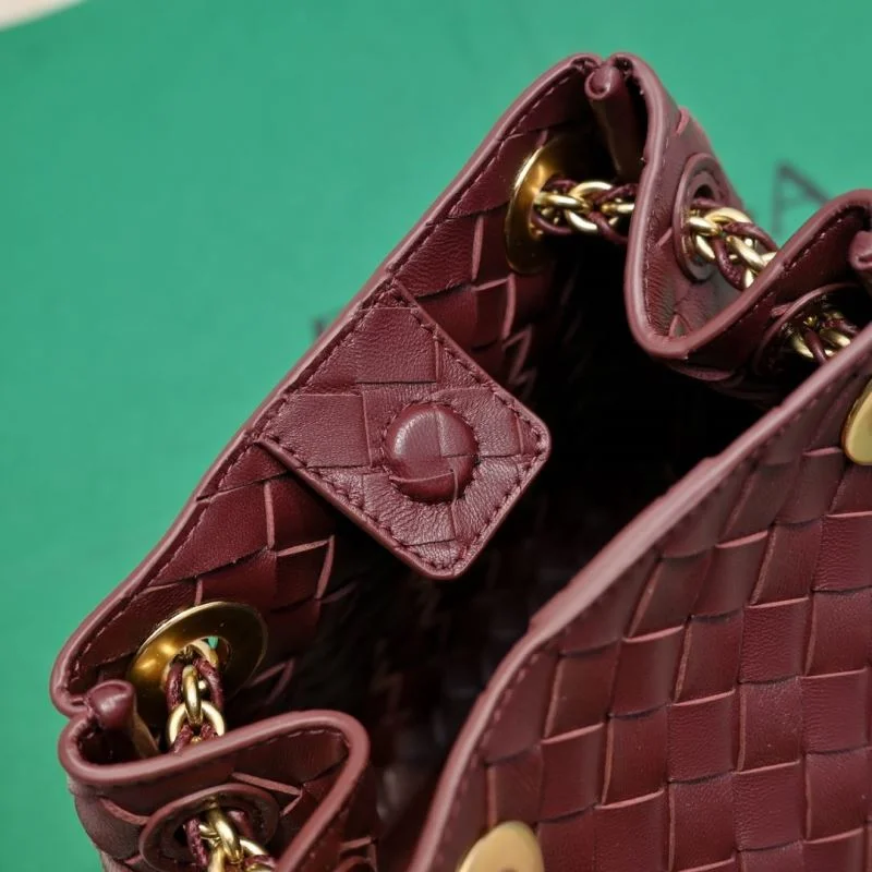 Economical Bottega Veneta Bucket Bags
