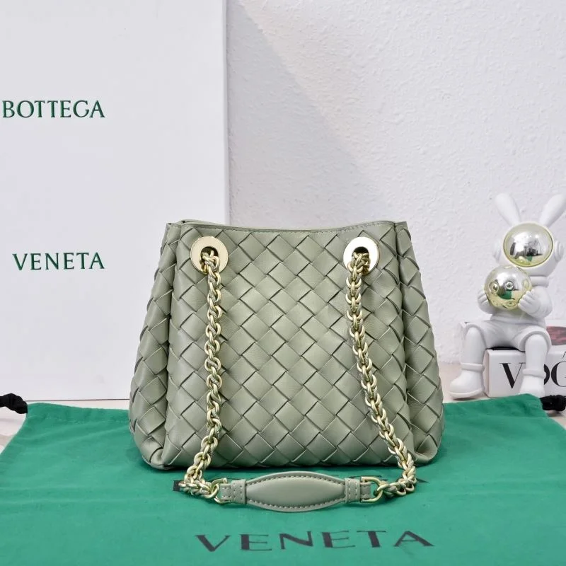 High fidelity Bottega Veneta Bucket Bags