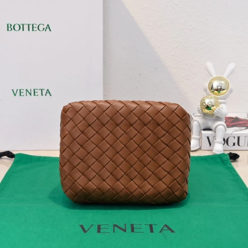 Affordable Bottega Veneta Bucket Bags