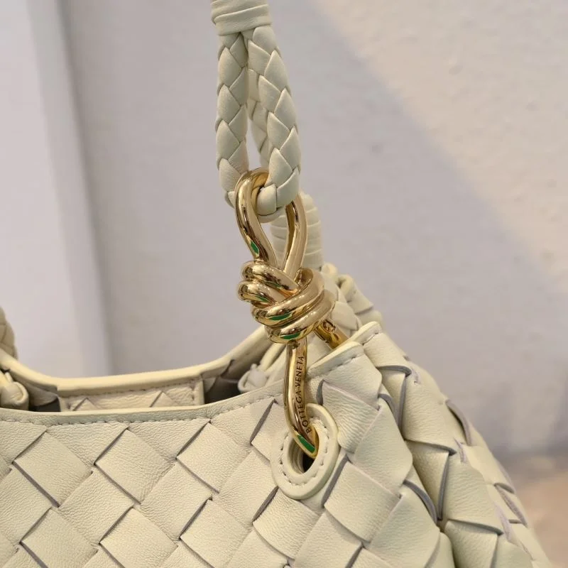 Affordable Bottega Veneta Bucket Bags
