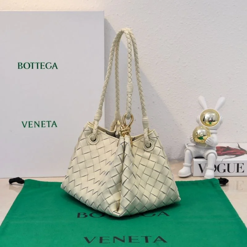 Affordable Bottega Veneta Bucket Bags