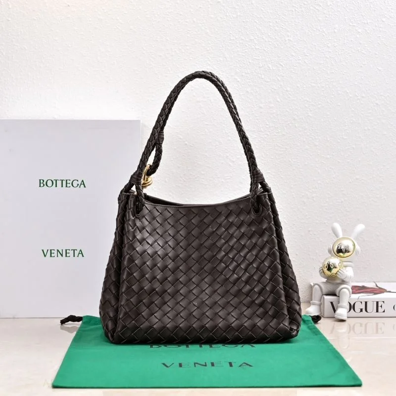 Bottega Veneta Bucket Bags