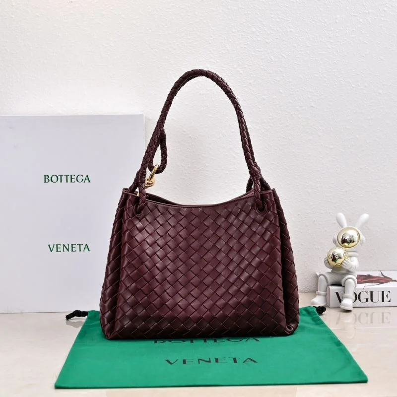 Bottega Veneta Bucket Bags