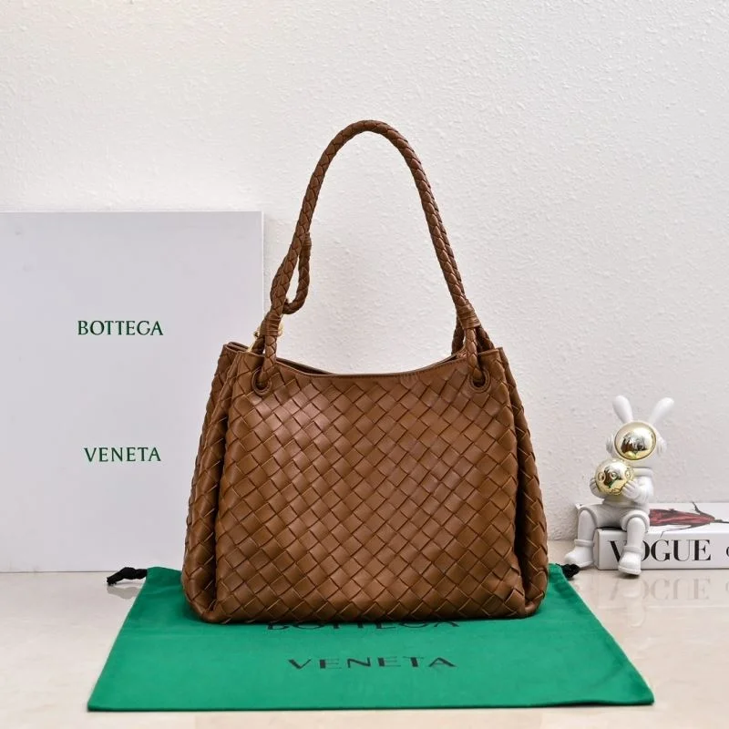 Bottega Veneta Bucket Bags