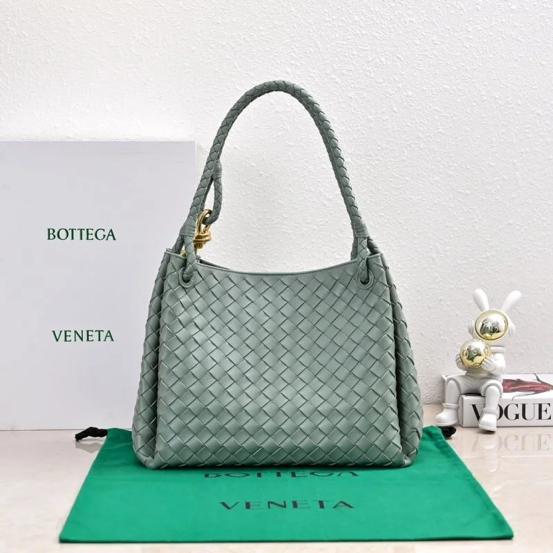 Bottega Veneta Bucket Bags