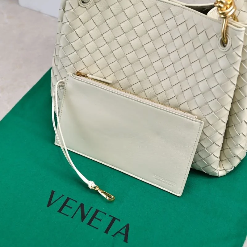 Factory-made Bottega Veneta Bucket Bags