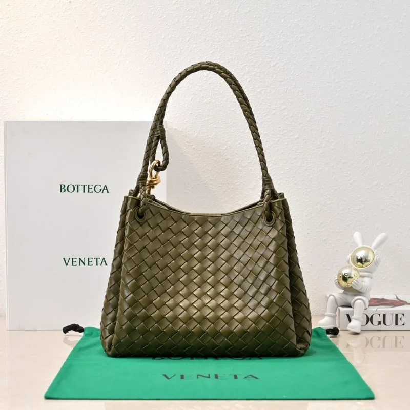 Bottega Veneta Bucket Bags
