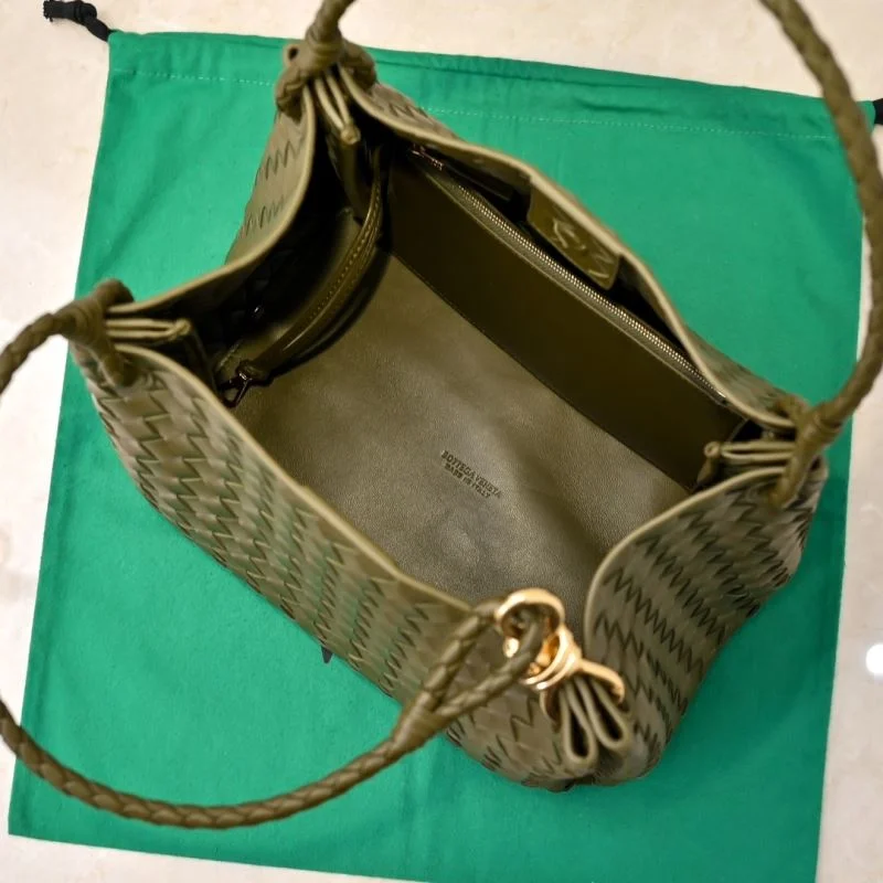Factory-made Bottega Veneta Bucket Bags