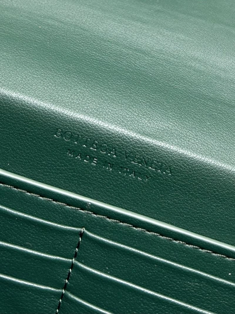 Reasonably priced Bottega Veneta Clutch Bags
