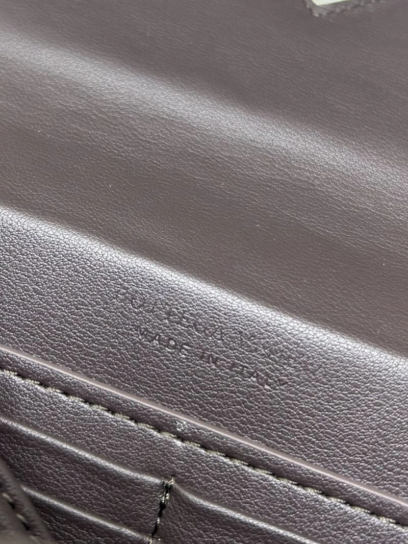 Inexpensive Bottega Veneta Clutch Bags