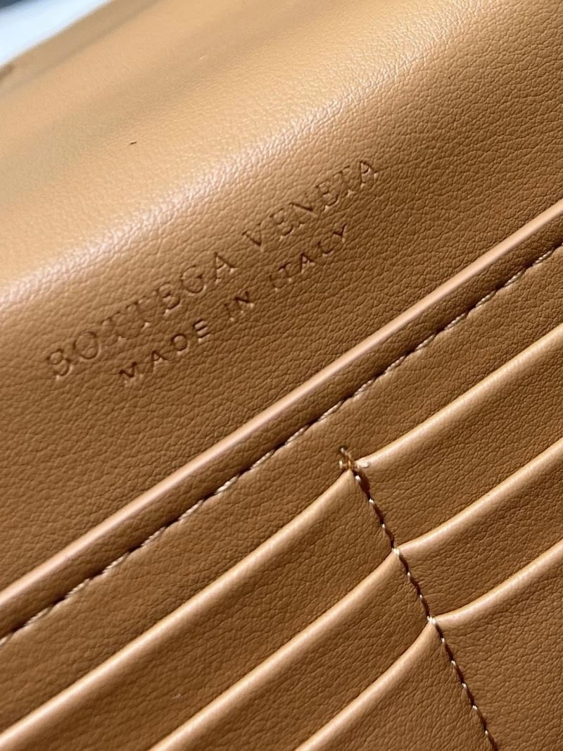 Affordable Bottega Veneta Clutch Bags