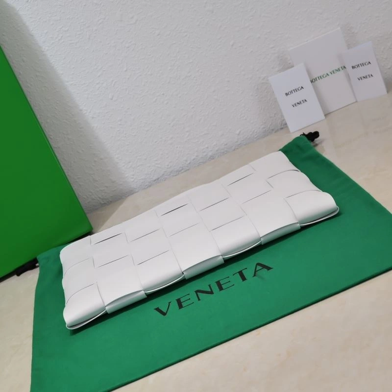 Brand-authenticated Bottega Veneta Clutch Bags