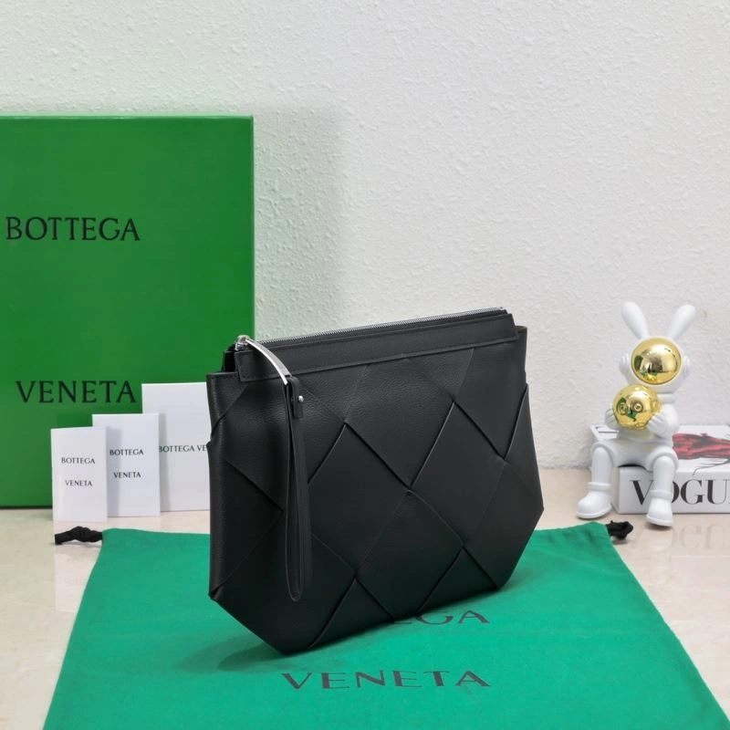 Real Bottega Veneta Clutch Bags