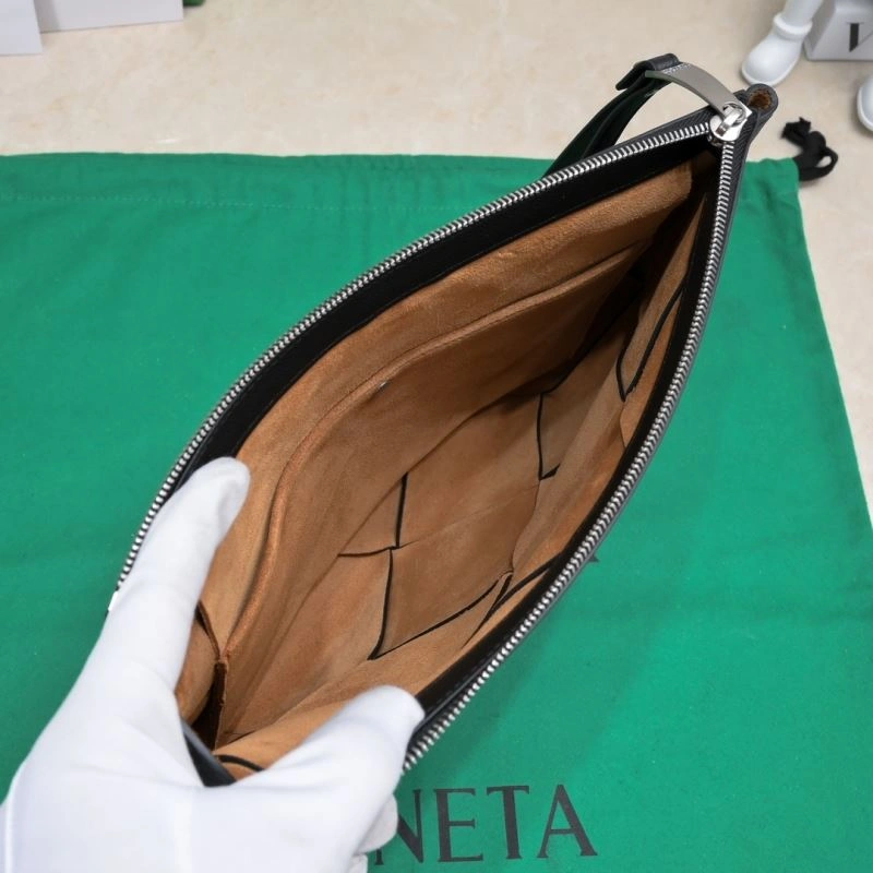 Real Bottega Veneta Clutch Bags
