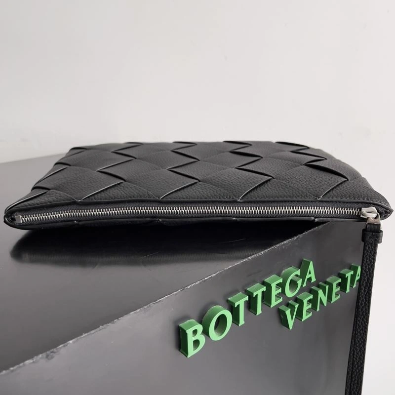 Indistinguishable Bottega Veneta Clutch Bags