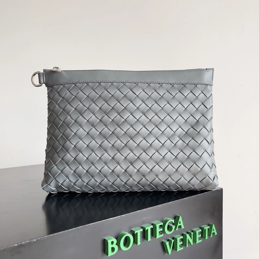 Bottega Veneta Clutch Bags