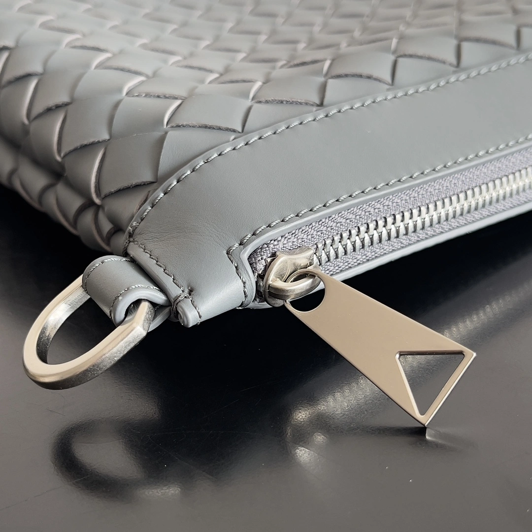 High accuracy Bottega Veneta Clutch Bags