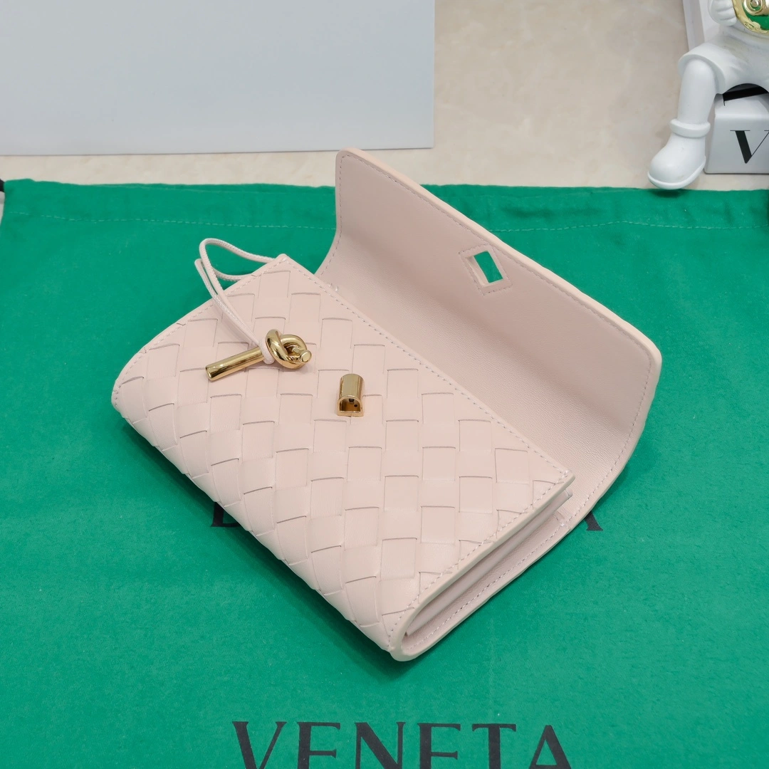 OEM Bottega Veneta Clutch Bags