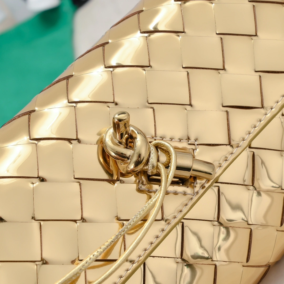 High fidelity Bottega Veneta Clutch Bags