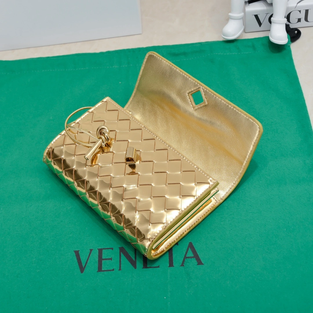 High fidelity Bottega Veneta Clutch Bags