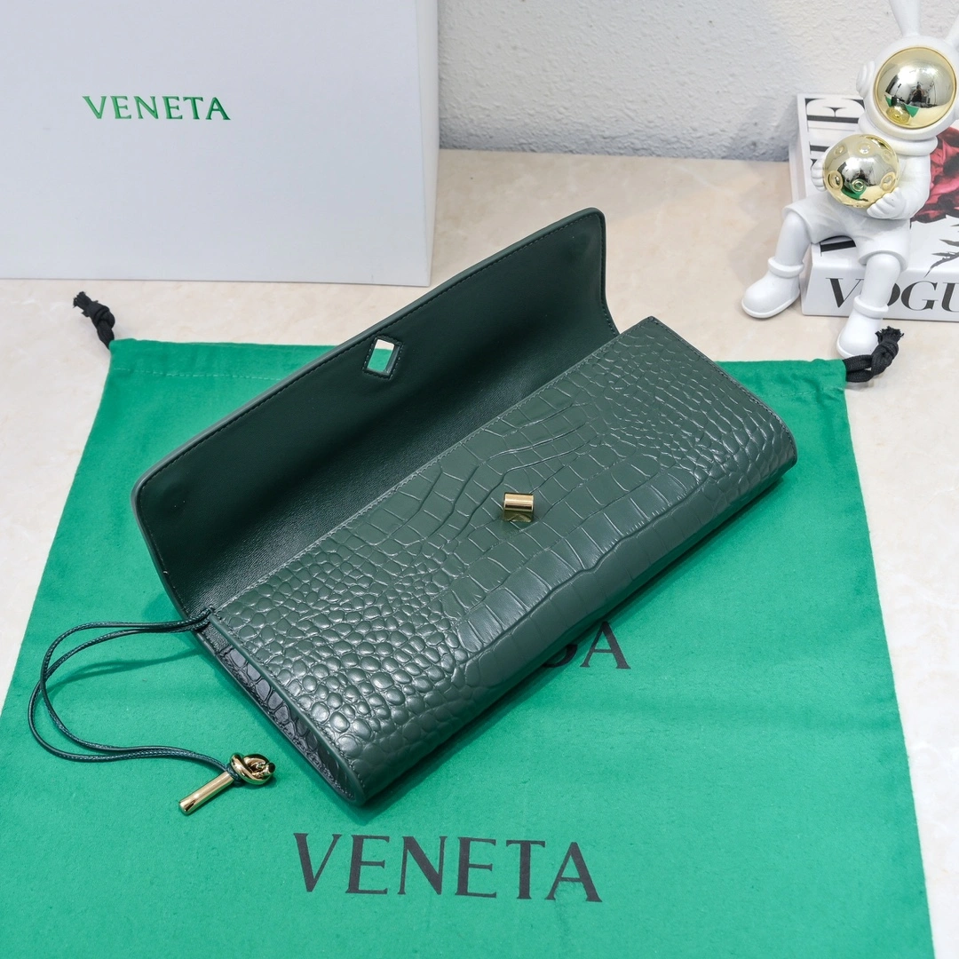OEM Bottega Veneta Clutch Bags