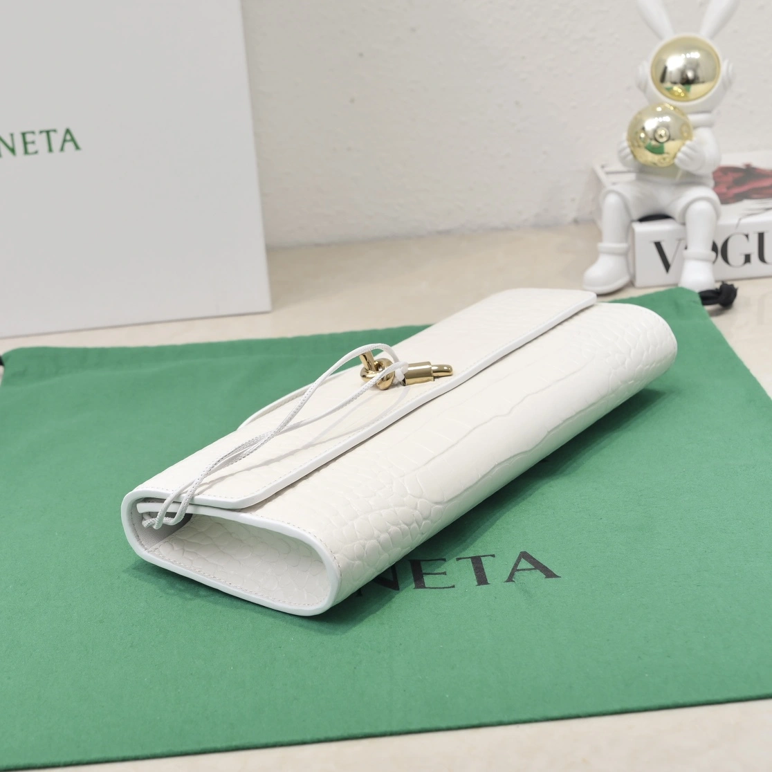Genuine Bottega Veneta Clutch Bags