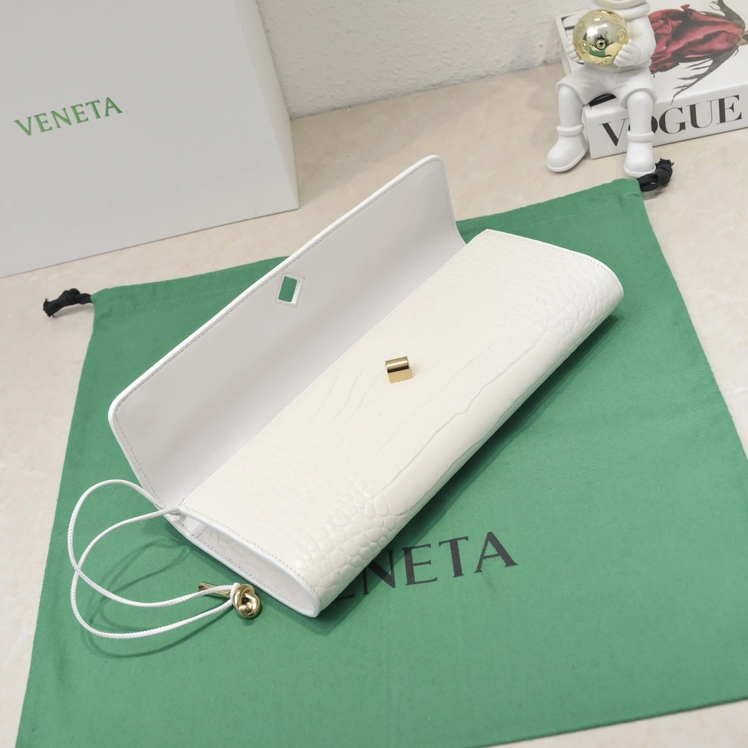 Genuine Bottega Veneta Clutch Bags