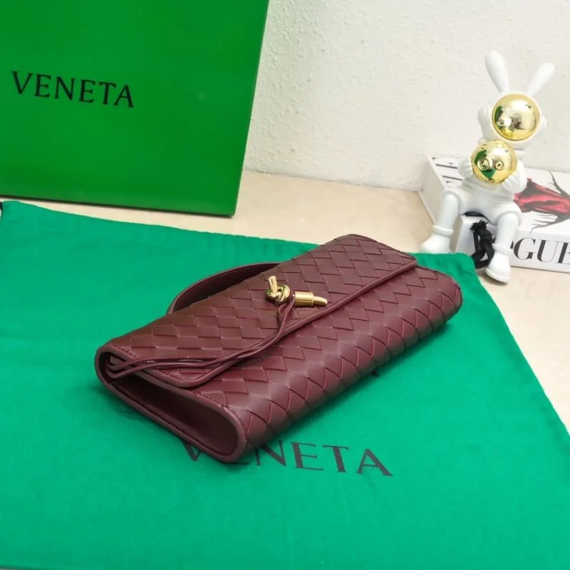 Exact replica Bottega Veneta Clutch Bags