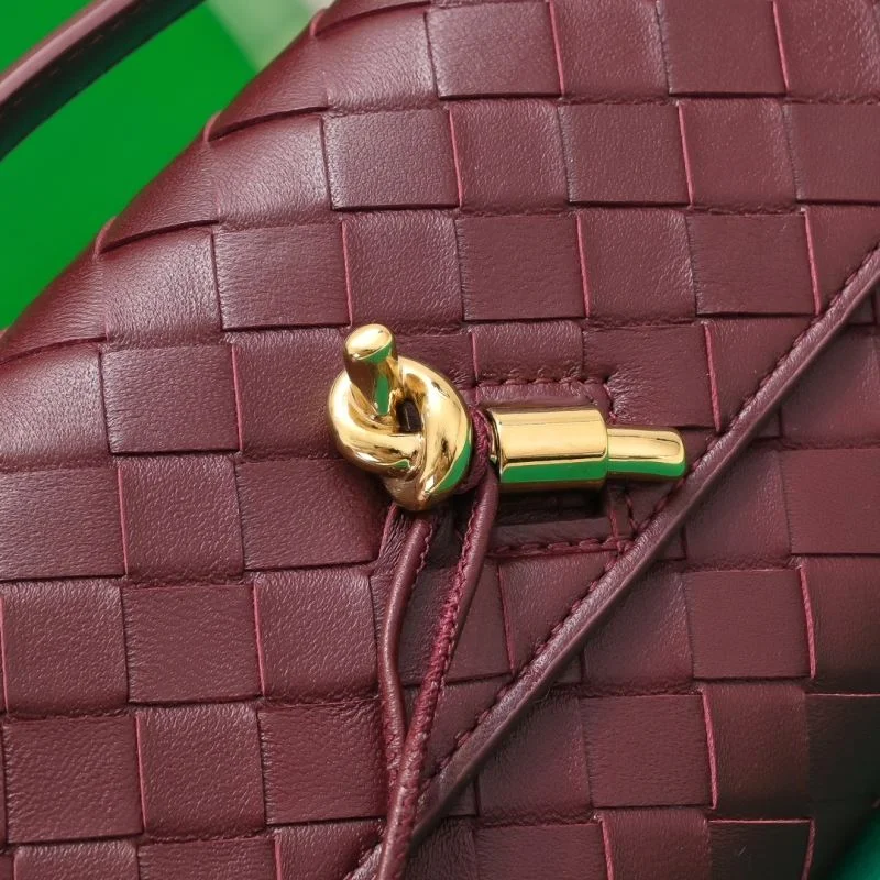 Exact replica Bottega Veneta Clutch Bags