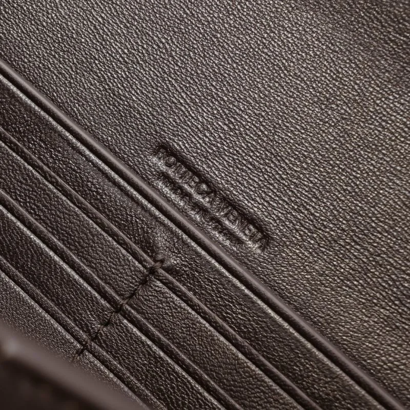 Official Bottega Veneta Clutch Bags