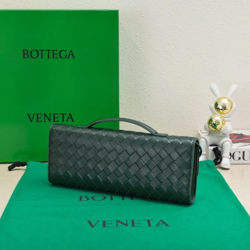 Original Bottega Veneta Clutch Bags