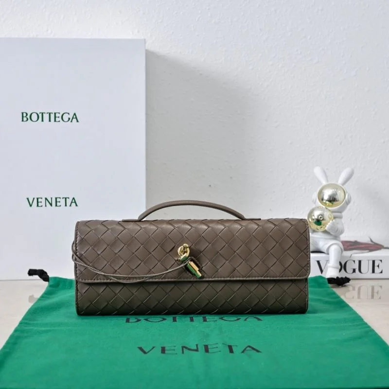 Bottega Veneta Clutch Bags