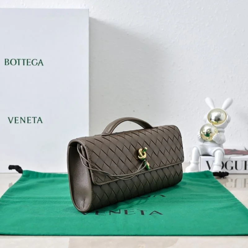 Reasonably priced Bottega Veneta Clutch Bags
